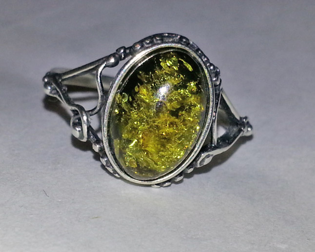 Characterization of Green Amber | Show-Me Rockhounds Kansas City